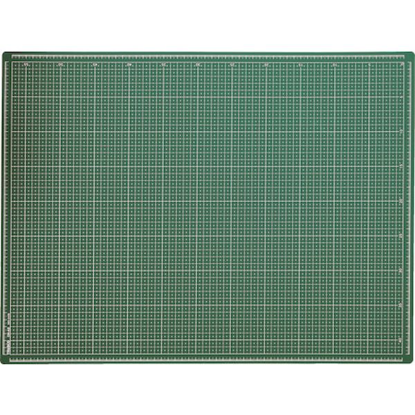 【商品説明】【特長】●再生オレフィン樹脂を使用した環境に優しいカッターマットです。●作業効率が良い最小5mm刻みの目盛印刷が施されています。【用途】●カッターを使用する際に下に敷くカッターマットです。【仕様】●サイズ：A1●長辺長さ(mm)...
