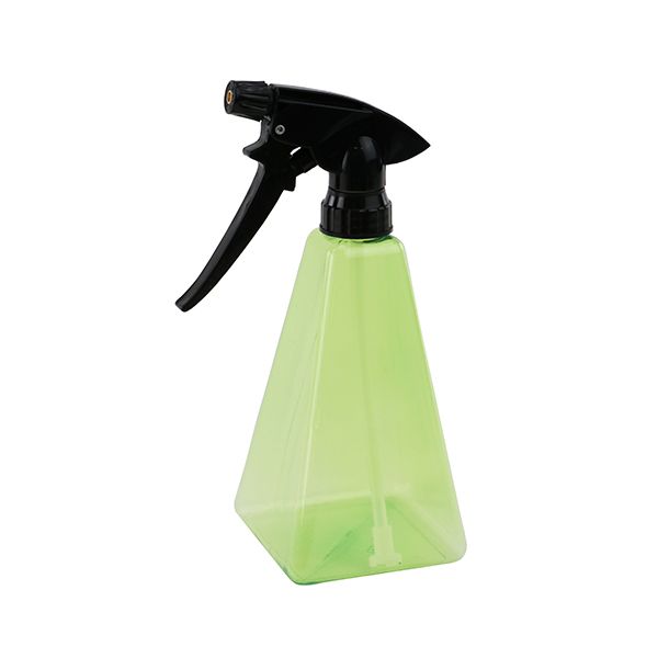 【商品説明】水やり・防虫に適したハンドスプレーです。【用途】庭木や花壇の水やり・消毒や防虫の噴霧作業。【機能・特長】真鍮の噴口採用でより細かな霧がでます。霧噴射とジェット噴射の切替えでシーンにあった噴霧可能です。【材質】ボトル部：PVC。ヘ...