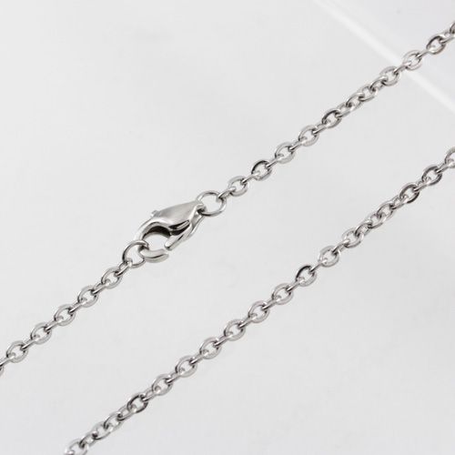 【商品説明】ステンレス316L使用/ネックレストップのチェーンとして使用出来ます。アレルギーを誘発しにくい医療用ステンレス316Lは、傷が付きにくく変形しにくいのが特徴。水、汗に強いのでお手入れが楽。Pureオリジナル専用ケース付き。不具合...