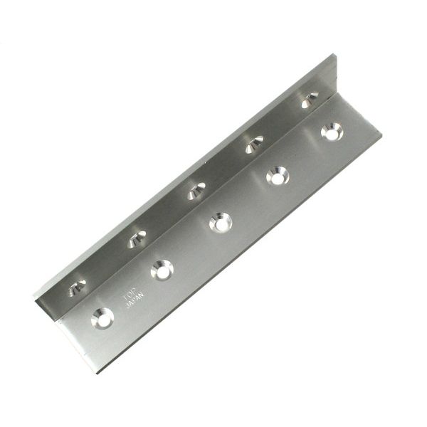 【商品説明】●家具などの作成や補修に便利な金具です。●サイズ：150×30×30mm/板厚…3mm/ビス穴径…5mm●材質：アルミ類似商品はこちらハイロジック 4960983168738 F-548円ハイロジック 4960983168721...