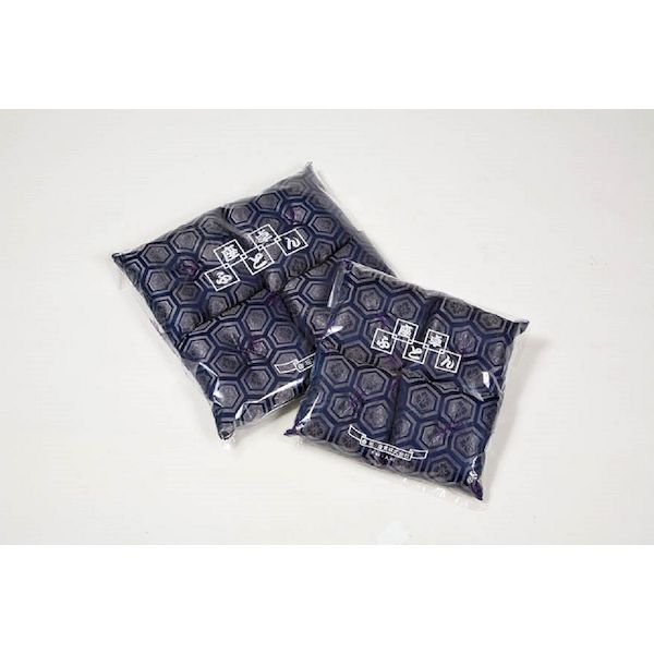 【商品説明】畳を守って、家具とお部屋をグレードアップします。●寸法：200（W）×200（H）mm●四方房付　生地：ポリエステル45％、レーヨン55％/綿●重量：270gインテリア雑貨　座卓足敷ふとん類似商品はこちら柘産業 Z8-1 座卓足...