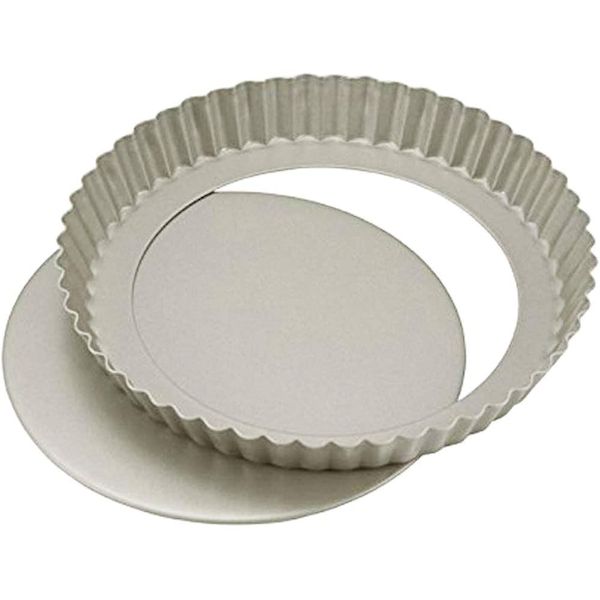【商品説明】●しっかり焼けて手早く取れる底取れタイプのタルト型●おいしいタルトをもっと手軽に楽しめる! ●焼いた生地が取り外しやすい ●自分だけのオリジナルタルトをつくろう!●サイズ:18×18×2.6cm ●重量:150g ●素材・材質:...