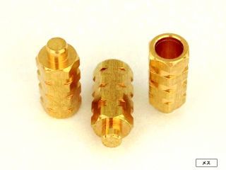 ●モータ端子により半田作業をしやすいよう、メス側コネクタを突起構造としました。●これに伴い、オス側コネクタも全長10mmにしています。4541283603985類似商品はこちらアキュヴァンス OP15001 P.T.モータ2,633円アキュ...