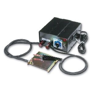 &nbsp; 新潟精機 &nbsp; 0256-31-5660 質量9.5kg(付属品含む)定格電圧100V定格周波数50-60Hz定格電流4.2A使用ヒューズ5A(径6.4mm×長30mm)電源コード1.6m製品寸法高さ115×幅208×...