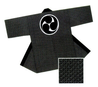 顔料染の長半纏(ロング法被)です。 ●素材：綿100％(オックス) ●サイズ：身丈約100cm・身幅約68cm ※顔料染め商品の取扱方法※ 　●洗濯は基本点にお避けいただき、軽くすすぐ程度にしてください 　●摩擦に弱いので、揉んだり擦ったり...