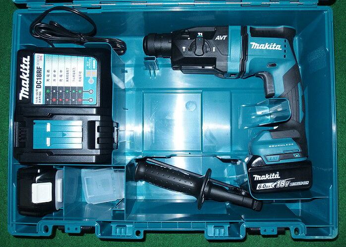 マキタ製の18V-18mm・AVP・無線連動対応・SDSハンマドリルのHR182DRGX（青）です。 特徴 ●3モ−ド切替 　回転+打撃/回転/打撃 ●ブラシレスモ−タ− ・作業スピ−ド：約70％アップ ・作業量（目安）：約30％アップ 　...
