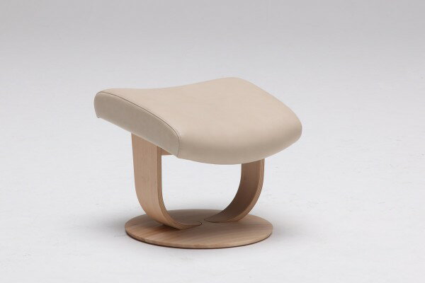 ※お取り寄せ商品です。在庫のある場合は、1〜5営業日で発送いたします。在庫が流動的ですので、急な品切れにはご了承くださいませ。お急ぎの場合は予めお問い合わせいただけますと助かります。 商品名 オットマン　ザ　ファースト【Sサイズ】　S−RU...