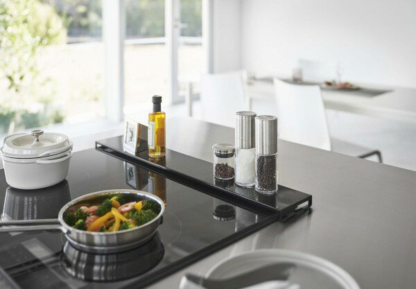 ※お取り寄せ商品です。在庫のある場合は、1〜5営業日で発送いたします。在庫が流動的ですので、急な品切れにはご了承くださいませ。お急ぎの場合は予めお問い合わせいただけますと助かります。 商品名 排気口カバー　タワー　フラットタイプ　W75　ブ...