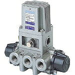 ■特長●パイロット式4方向電磁弁です。●交流（AC）用・直流（DC）用の製作が可能です。■仕様●有効断面積(mm[[の2乗]]):25●接続口径:Rc1/4●電源(V):AC100●使用流体:空気●流体温度:-10〜40℃（凍結なきこと）●...