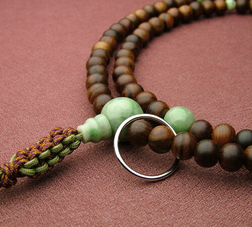 サイズ 108珠（主珠） 材質 【主珠】すびき栴檀（約7mm） 【親珠】独山玉（約14mm） 【四天珠】独山玉（約6mm） 房 正絹紐房 付属品 専用桐箱付 京職人の手づくりタグ付 宗派 曹洞宗用 備考 ■匠シリーズの石はすべての石にA級品...