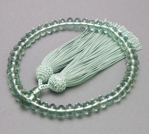 サイズ 44珠（主珠） 材質 【主珠】グリーンクォーツ　みかん玉（9×6mm） 【親珠】グリーンクォーツ　みかん玉（12×9mm） 【天珠】グリーンクォーツ　みかん玉（7×5mm） 房 正絹頭付（ライトアベン色） 付属品 専用桐箱付 宗派 ...