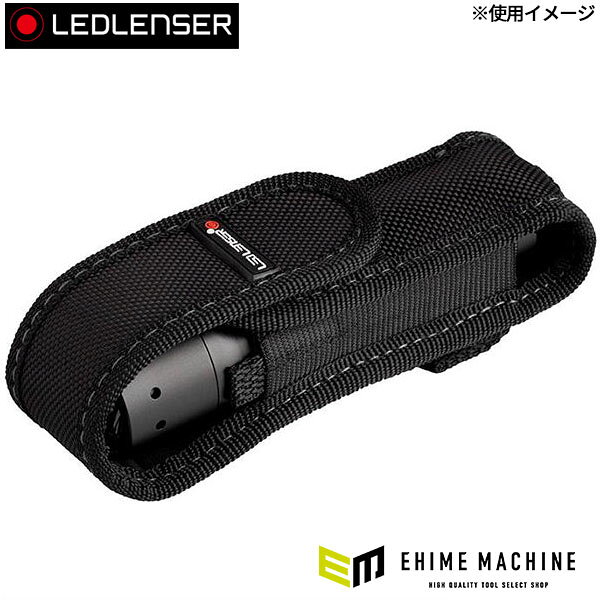 レッドレンザーのフラッシュライトを、傷から守りながらベルトに装着して携帯できる専用ポーチ。 LEDLENSER 0333は、対応するレッドレンザーのフラッシュライトを収納し、ベルトに装着して携帯できるフラッシュライト用ポーチです。 P7co...