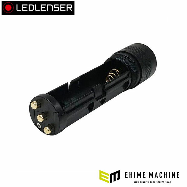 P7Rの電池収納部やスイッチ部を補修できる、テールキャップ付きバッテリーカートリッジ。 LEDLENSER SP9408-R-UPDATE_CSは、P7Rに対応する交換用バッテリーカートリッジです。 テールキャップ付きの補修パーツで、カート...