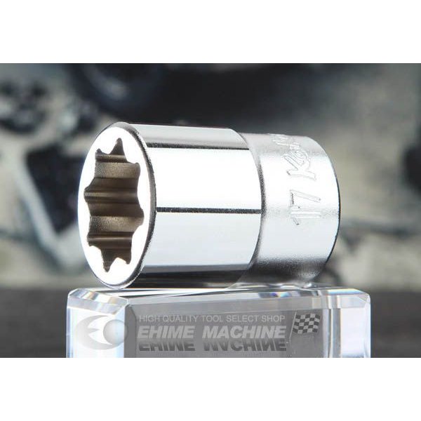 ko-kenの自動車専用工具。 4角凸形状のドレンプラグ対応のソケットです。 ■型式：4109M-17 ■メーカー：ko-ken（コーケン/山下工業研究所） ■差込角：12.7sq.(1/2) ■全長：40mm ■重量：140g 人気のカテ...