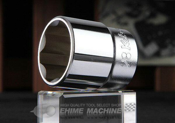 徹底した面接触設計が、トルクの伝達率を飛躍的に向上。 徹底した面接触タイプのソケットです。ボルト/ナットの角を保護し、高いトルクをナット面に伝達します。 スタンダードな六角・十二角ソケットは、線で接触するためボルトの角を傷める場合があります...