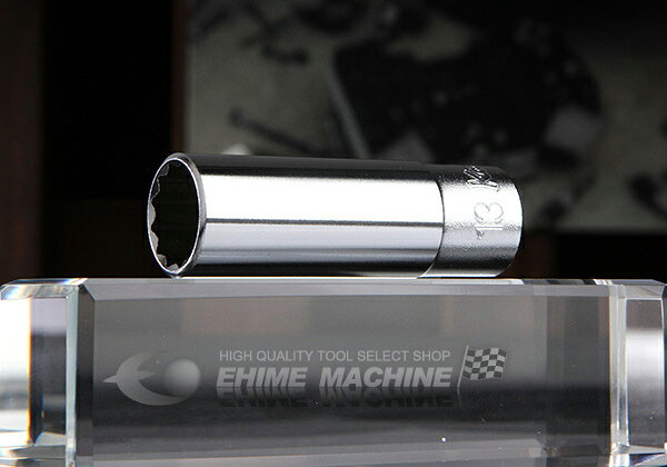 コーケンの12角ディープソケット単品です。 ■型式：3305M-13 ■メーカー：ko-ken（コーケン/山下工業研究所） ■全長：55mm ■重量：53g 人気のカテゴリ 新商品 今月の特価品 オリジナル商品 ワケあり特価品