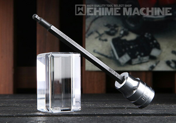 差込角12.7sq.のヘキサゴンビットソケット。 六角穴付ねじの締緩に。 KTCのヘキサゴンビットソケットBT4-3/16BPLです。 差込角12.7mm(12.7sq.)(1/2)の手動工具用ビットソケットで、。 ビットの交換が可能で、交...