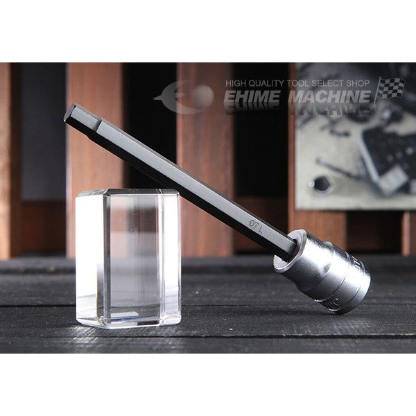 KTC 12.7sq.ロングヘキサゴンビットソケット。 ソケットタイプの六角レンチです。 ラチェットハンドル類に接続して使用します。 ■型式：BT4-07L ■メーカー：KTC（京都機械工具株式会社） ■差込角：12.7sq.（1/2） ■...