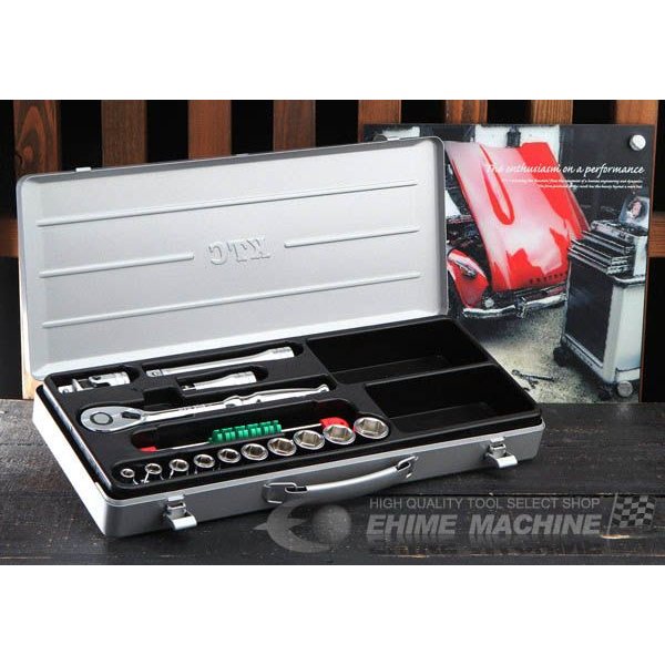 必要な工具をまとめて。 ソケットレンチセット(ミリ)。 KTCのソケットレンチセット(ミリ)TB410です。 差込角12.7mm(12.7sq.)(1/2)のセットです。 セット内容：六角ソケット：B4-08・10・12・13・14・17・...
