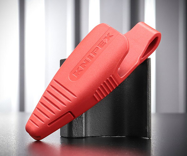 お気に入りの1本を、いつも腰元に。 素早く取り出せて、しっかり守る専用ホルスター。 KNIPEX「ホルスター 7809LE」は、スリムニッパー・スーパーニッパーを快適に携帯するための専用ホルスターです。 必要なときに切断工具を素早く取り出し...