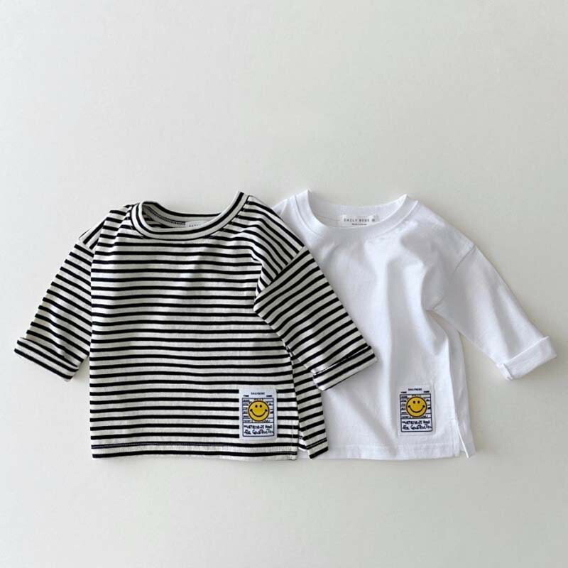 その他オススメ商品 子供用品一覧 可愛い 子供服 Tシャツ 長袖シャツ 男女兼用 KID-26 商品仕様 ●タイプ：2タイプ選択可能 ●サイズ：66~100cm ●素材：綿95％ ●生産国：中国 洗濯方式 注意事項 ●写真と実際の商品の色は...