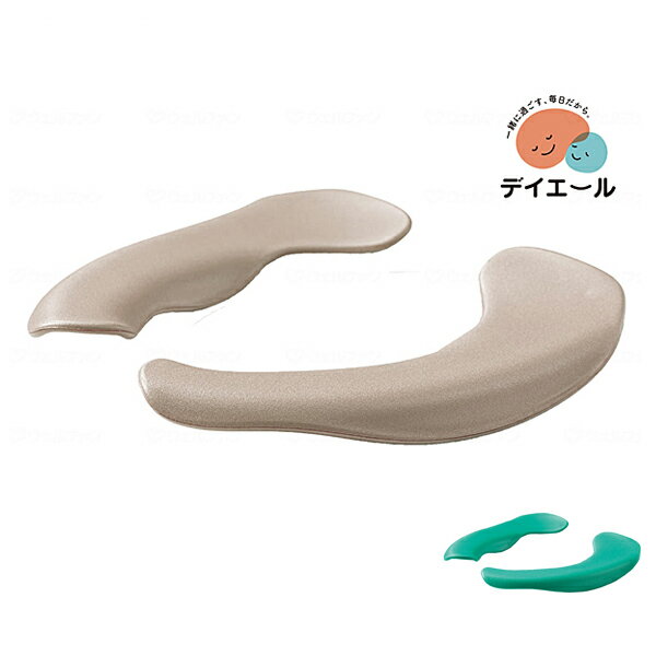 ※ポータブルトイレには使用できません。 ・おしりにやさしいクッション性。 　のせるだけでピタッと立体フィット！ ・サッと拭くだけ。 ・裏面吸着シートで簡単に取り付け取り外しが可能。 ・汚れても拭ける便座カバー。 　アルコールや次亜塩素酸系漂...