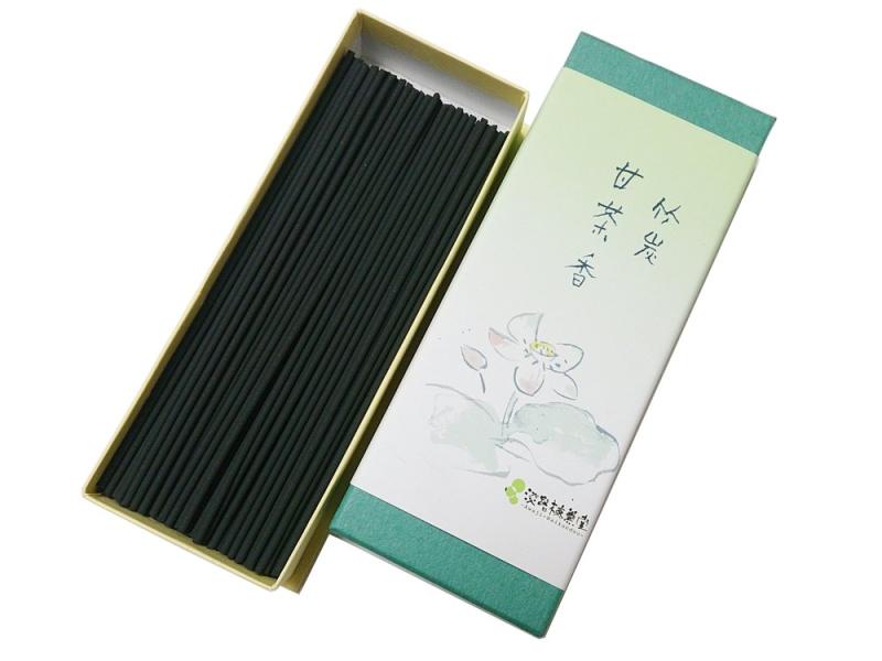 淡路梅薫堂 けむりの少ないお線香 竹炭甘茶香 50g #22 ギフト あまちゃ いい香り 煙の少ない御線香 お供え物お盆にも、想いを形に仏様のお好みの甘茶のお線香を乗せて振る舞うと喜ばれるお線香