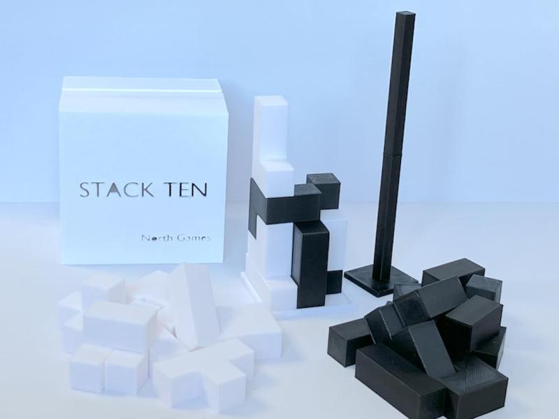 [ノースゲームズ] STACK TEN(スタック テン)ー2人用 ボードゲーム アナログゲーム アブストラクト 3Dパズル 知育人数：2人時間：10分から20分対象年齢：6歳以上(推奨は8歳以上)外箱の大きさ：8cm x 8cm x 7cm