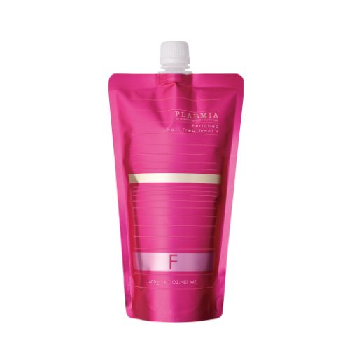 保湿性ケラチンを高配合したヘアトリートメント。 より弾力感のあるしなやかなまとまりへ導きます。