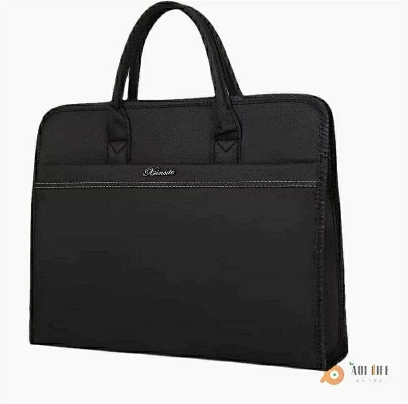 【大容量＆多層設計で整理しやすい】 本製品はA4サイズ対応の大容量ビジネスバッグで、書類やノートパソコン、タブレット、文房具、小物などをスッキリ整理できる多層構造を採用。内部には仕切り付きのポケットがあり、大切な資料や契約書をしっかり分類し...