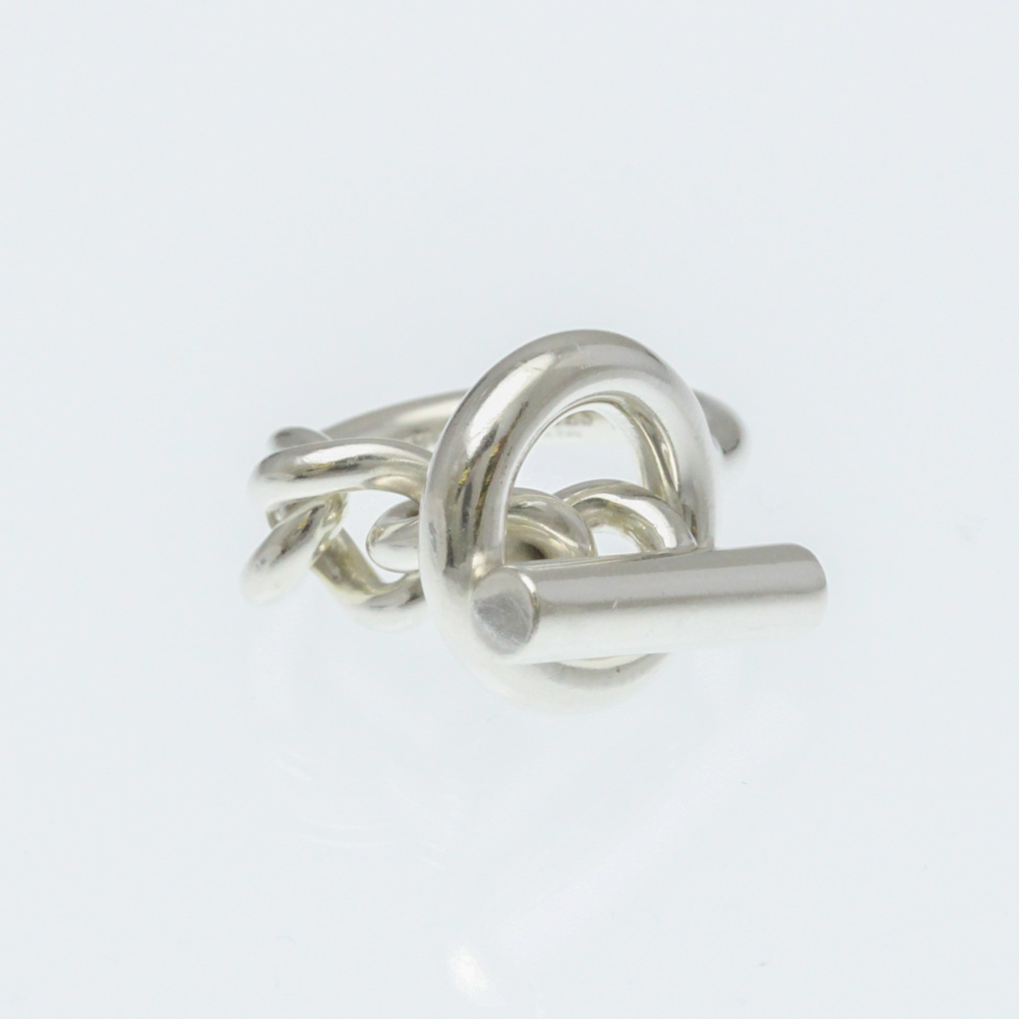 エルメス(Hermes) クロワゼット リング シルバー925 ファッション 無し バンドリング シルバー 基本情報 [ブランド名]: エルメス(Hermes) [モデル]: クロワゼット リング デザイン [タイプ]: バンドリング [ス...