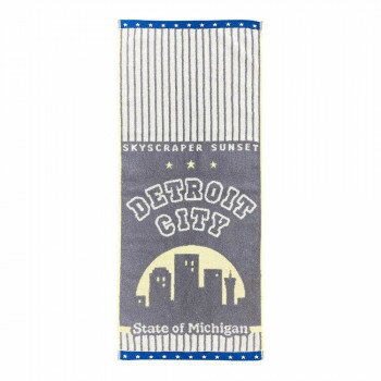 「北海道・沖縄・離島・一部地域へのお届けは別途送料を請求させていただきます。」「お客様都合でのキャンセルの場合、出荷前後にかかわらずキャンセル料などの手数料が発生いたしますので予めご了承ください。」「メーカーより取り寄せ商品のため、在庫状況...