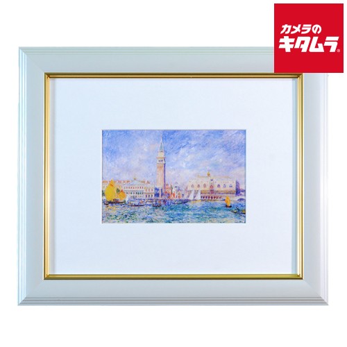 【製品特徴】■世界の名画を中絵に用いたおしゃれなインチ額■縦横・掛け置き兼用、スタンド付き■ポストカードサイズ対応のマット付き【製品仕様】●外寸：308×257mm●内寸：254×203mm●窓寸：245×194mm●質量：610g●対応サ...