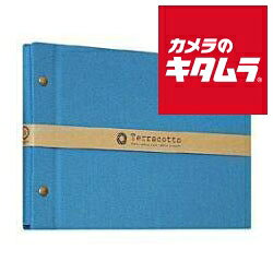 【製品特徴】■テラコッタとは「焼いた土」という意味を持ち、「ぬくもり・親しみやすさ」をテーマに、素材感のある布地表紙とクラフト台紙を使用した雑貨スタイルアルバム【製品仕様】●補充用替台紙：ア-A5PR-5-KR●本体サイズ：タテ160×ヨコ...