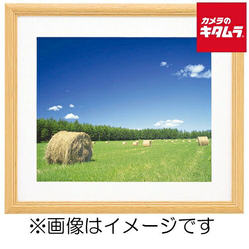 【製品特徴】■木製■木地色■厚手Vカット台紙(1.3mm)■透明アクリル板使用■吊りヒモ付、スタンド付【製品仕様】●額縁外寸：247×196mm●額縁内寸：205×154mm●マット台紙外寸：215×164mm●マット台紙内寸：166×11...