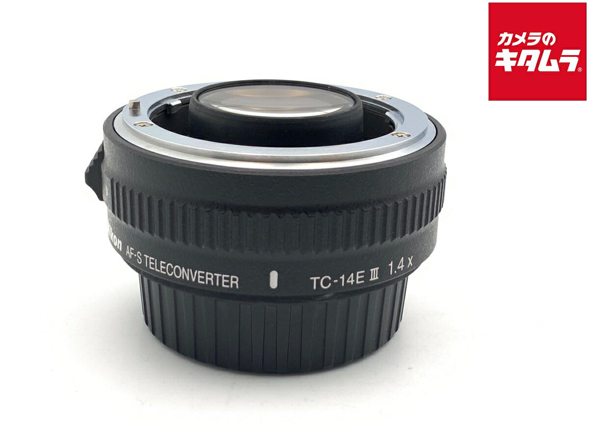 　中古カメラ6ケ月保証についてはこちらをご確認ください ■特記事項：外観小スレあり、レンズ内小ゴミあり(影響なし)、外観小キズあり、UCSにて点検済 ■付属品：レンズフロントキャップ、レンズリアキャップ ■保証：中古カメラ6ケ月保証付き ■...