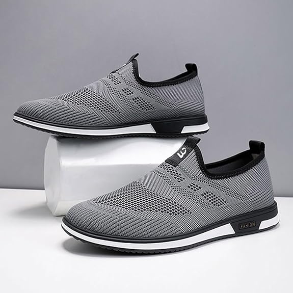 メンズ スニーカー スリッポン 黒 軽量 大きいサイズ 通気 メッシュ ウォーキングシューズ 紐なし 履き易い 歩きやすい スポーツシューズ 無地 滑り止め ファッション カジュアル 運動靴 男性 通勤 旅行 日常着用 24.5cm-27....