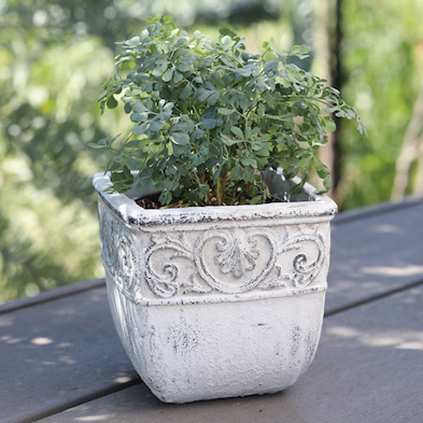 幅13cm 鉢 COVENTクラナス・キューブポットS（QY-93）アンティークな雰囲気の陶器鉢。古びた鉢の味わいが魅力です。底穴がありますので、直接植物を植え込んでください。サイズ（約）幅13cm、奥行き13cm、高さ12cm原産国中国材...