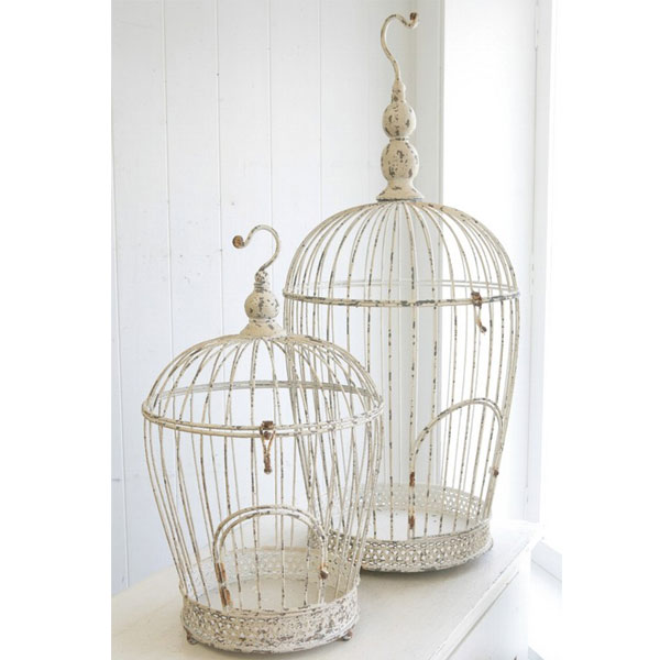 プランツケージ COVENT 繊細な曲線が魅せるアイアンケージブランシェ・ケージ2点セット（LW-17）重ねるだけで絵になる、存在感のあるケージ。丸みを帯びたフォルムに、さび感を活かした風合いが加わり、シャビーシックな空間演出にぴったりです...