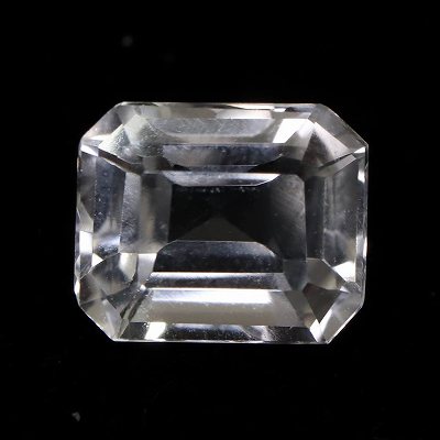 商品説明 商品名 ブラジル産 フェナカイト 7.6mmクッションカット ルース 1.5ct　(ID:26012) サイズ(mm) 6.3 X 7.6 X 4.1 重量 1.5ct 産地 ブラジル 金属部分の材質 --- コメント ◆　ブラジ...