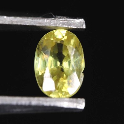 商品説明 商品名 スフェーン グリーン 4.5mmオーバル ファセットカット ルース 0.27ct　　(ID:97141) サイズ(mm) 3.0 X 4.5 重量 0.27ct 産地 マダガスカル 金属部分の材質 --- コメント ◆　本...