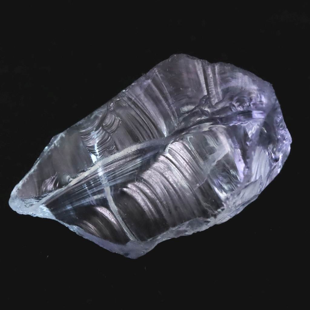商品説明 商品名 インドネシア産 アンダラクリスタル ライラック 8.9g　(ID:45839) サイズ(mm) 22 X 26 X 16 重量 8.9g 産地 インドネシア 金属部分の材質 --- コメント ◆　本商品写真は現物のものです...