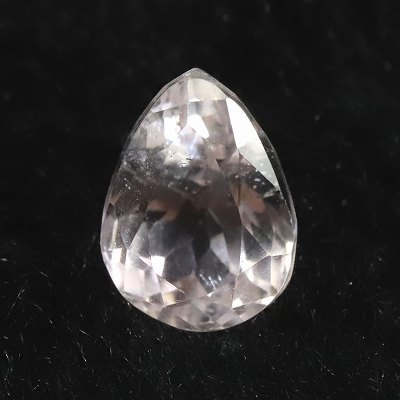 商品説明 商品名 クンツァイト ライトカラー AAA-　12mmティアドロップ　ファセットカット ルース 1.23g　(ID:84287) サイズ(mm) 9 X 12 X 8 重量 1.23g 産地 ブラジル 金属部分の材質 --- コメ...