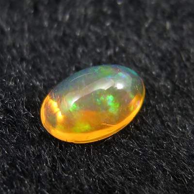 商品説明 商品名 宝石質オパール　9mmオーバル　カボション　1.17ct　(ID:76315) サイズ(mm) 9 X 6 X 4 重量 1.17ct 産地 メキシコ 金属部分の材質 --- コメント ◆　本商品写真は現物のものです。写真...