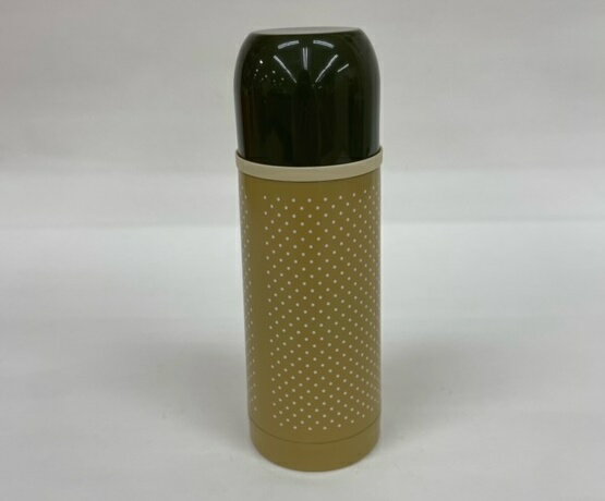 ●サイズ 約直径6.5×高20cm ●容量　340ml ●素材　内びん：ステンレス鋼 　　　 胴部：ステンレス鋼（アクリル塗装樹脂） 　　　 コップ：ポリプロピレン 　　　 口金：ステンレス鋼 　　　 中栓：ポリプロピレン ●保温効力　36...