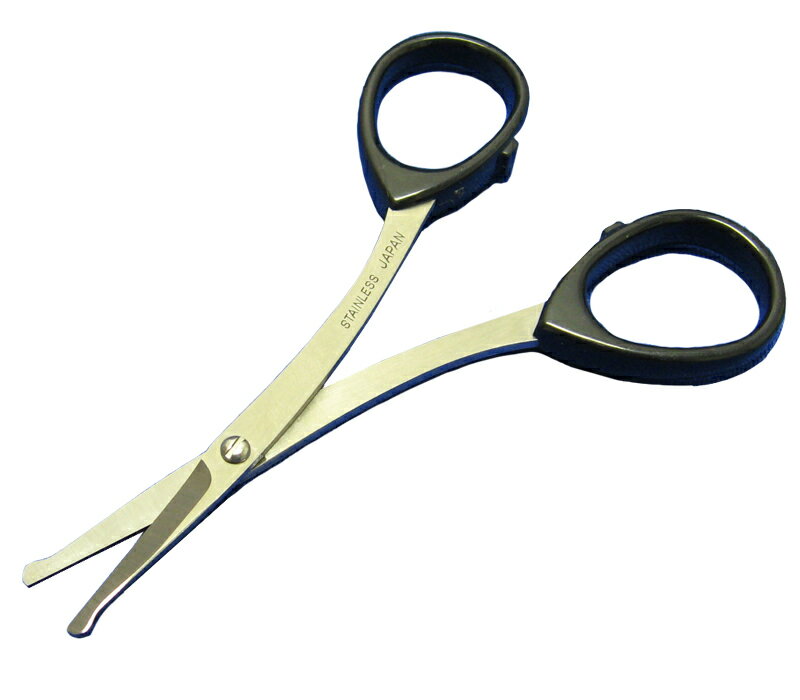 メール便での配達ですので一読ください。 刃物の町関のハサミ職人の手により、刃先の研ぎ、刃付け、調整等全てを1本1本丁寧に作り上げました。刃の裏側の研ぎは、通常のものより目の細かい砥石で砥いでありますので、滑るように刃が動き滑らかな使用感で長...