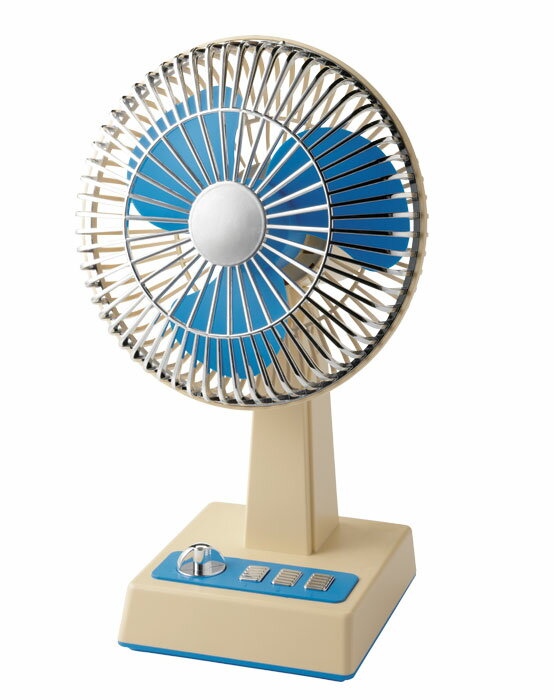 ※※この商品は沖縄・離島にお届けの場合は送料別途となります。お問い合わせ下さい※※ 昭和レトロの懐かしさを感じるミニ扇風機。USB充電式でコードレスで使用できるから、どこでも持ち運べて便利。和室にもマッチ、リビング、夏場の暑いキッチンやドラ...