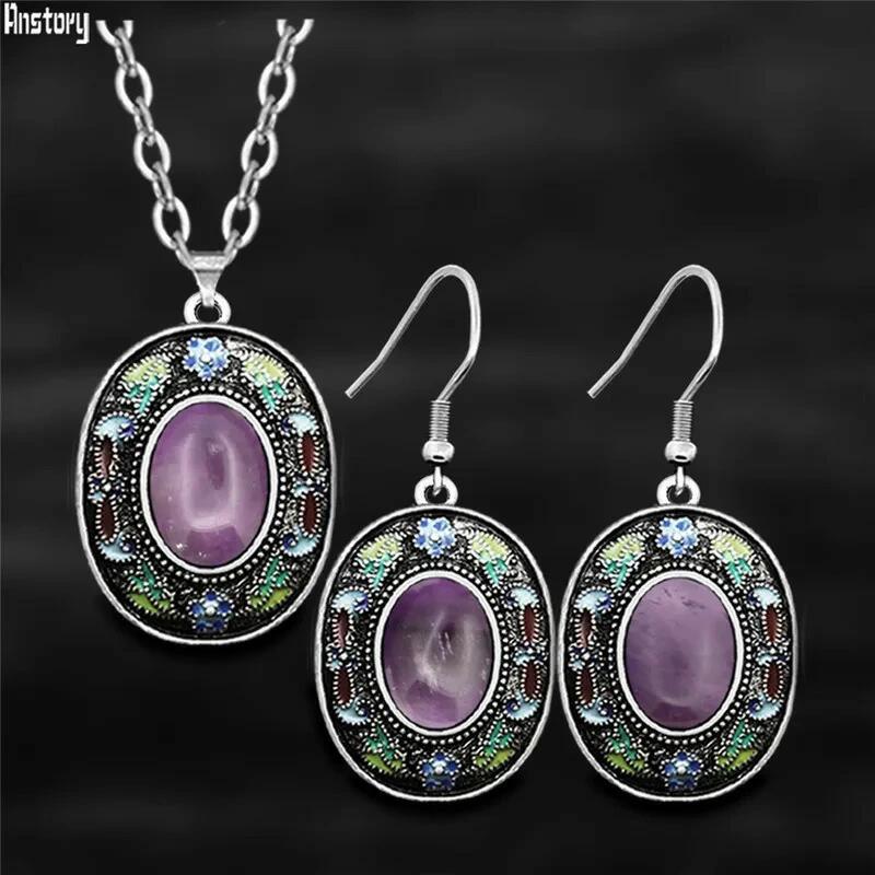 本商品は海外からの発送となり到着までに2週間程度を頂戴します。予めご了承くださいませ。商品名ビンテージ ナチュラル ストーン アメジスト セット レディース リアル シルバー プレート ペインティング ペンダント ネックレス ピアス ファッ...