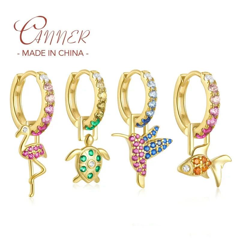 本商品は海外からの発送となり到着までに2週間程度を頂戴します。予めご了承くださいませ。商品名シングル S925 スターリング シルバー カラー 動物 アニマル 金魚 ハチドリ 鳥 バード フープ ピアス レディース 耳 イヤー バックル ジ...