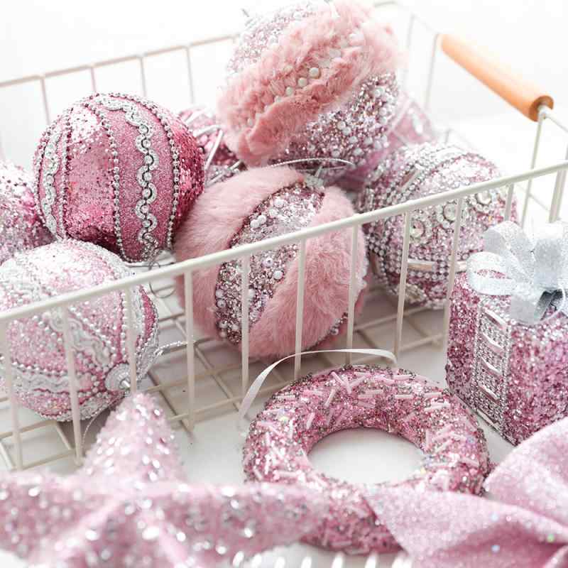 ・素材: プラスチック・バリエーション: ピンク 蝶結び、ピンク 花冠、ピンク チェーンボール、ピンク 星、ピンク ビーズレースボール、ピンク プレート、ピンク 6種セット、ピンク ビーズファーボール、ピンク ギフトパック、ピンク フェイク...
